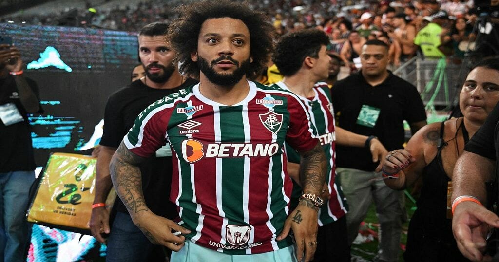 Brazilian international Marcelo returns home to rapturous welcome ...